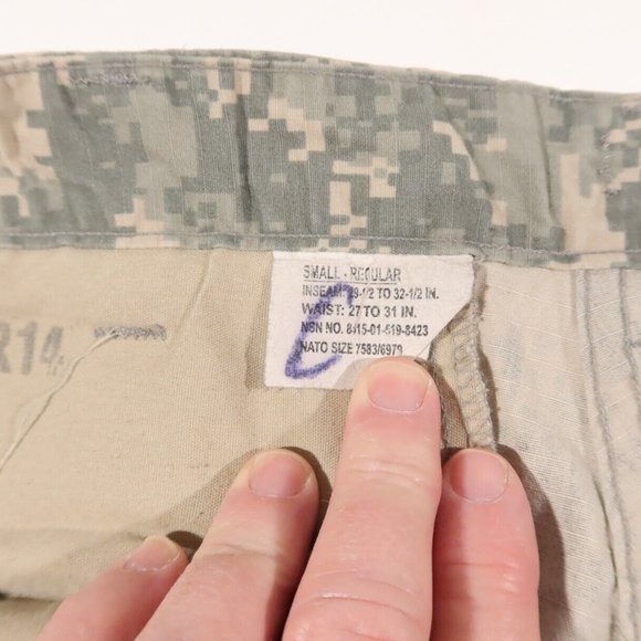 Military issue | Pants | Authentic Acu Army Issue Digital Camo Pants ...